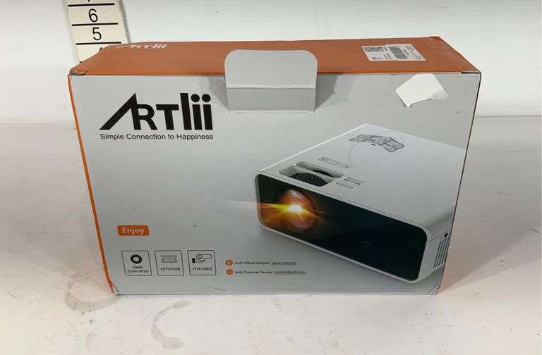 Artlii mini projector, new in box - Hash Auctions