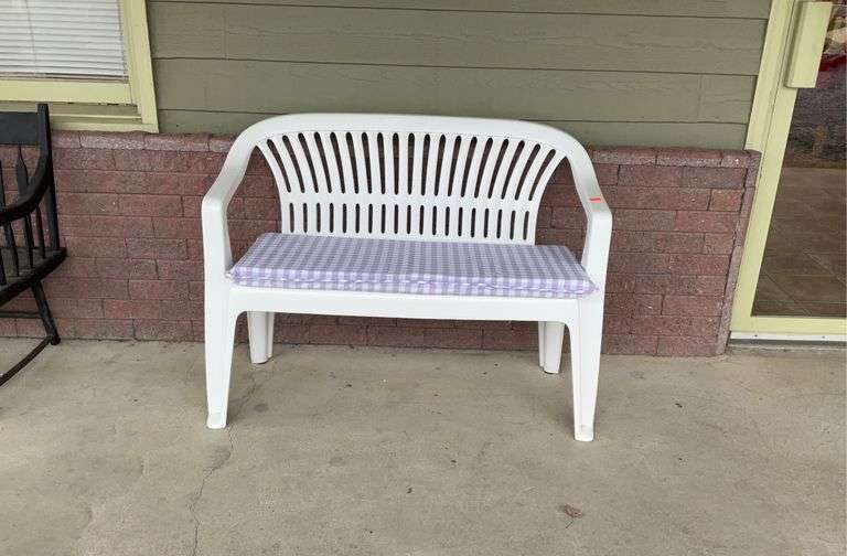 PVC Bench with cushion, 44” wide. - Hash Auctions