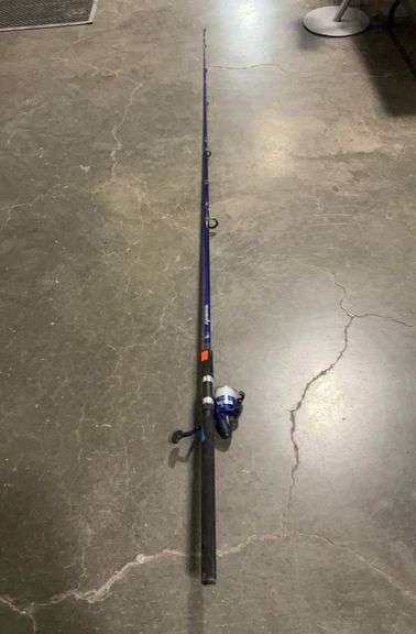 Okuma 10’deep sea fishing pole. Fin-Chaser nice pole - Hash Auctions
