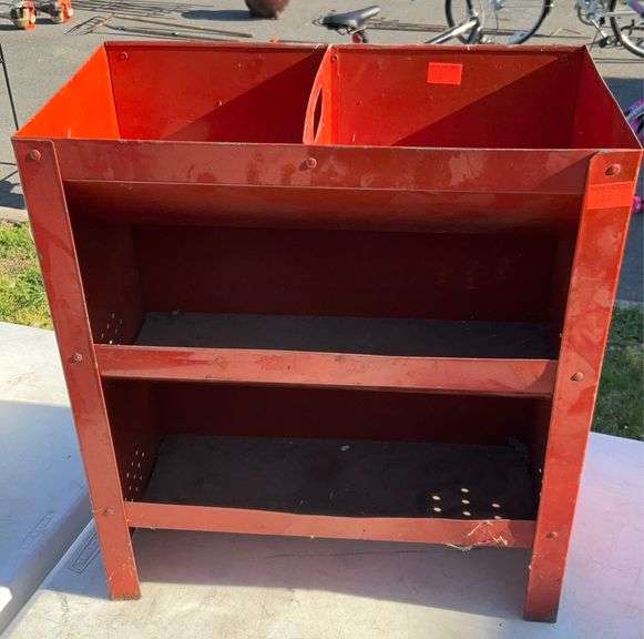 Metal shop bin 18x20x10” - Hash Auctions