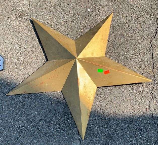Metal barn star 36” point to point - Hash Auctions