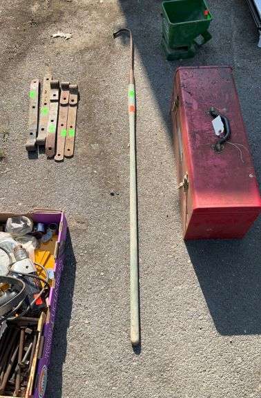 Long handle hook - Hash Auctions