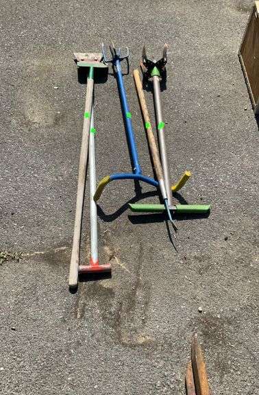 Scrapper, digging hoe, digging claws - Hash Auctions