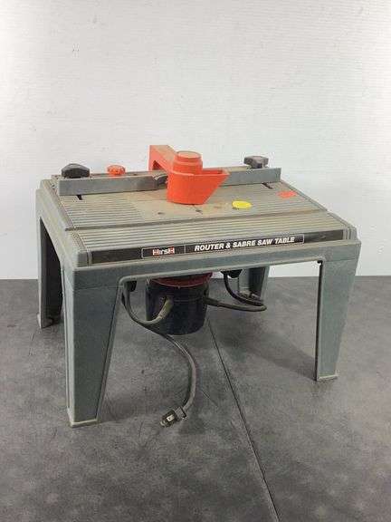 Hirsh Router & Sabre Saw Table (powers up) - Hash Auctions