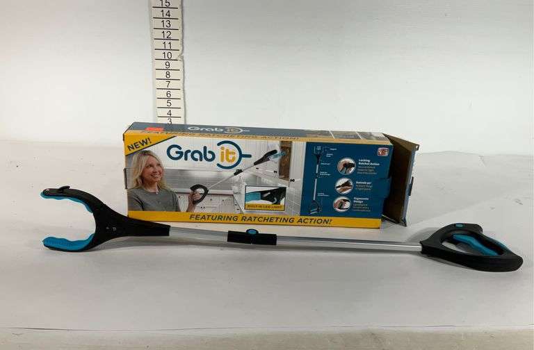 Grab it tool with built in LED light - Hash Auctions