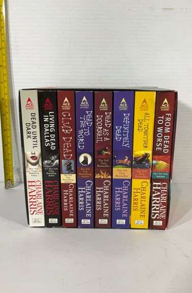 Charlene Harris ‘Dead and Gone’ Sookie Stackhouse softcover 8 book ...
