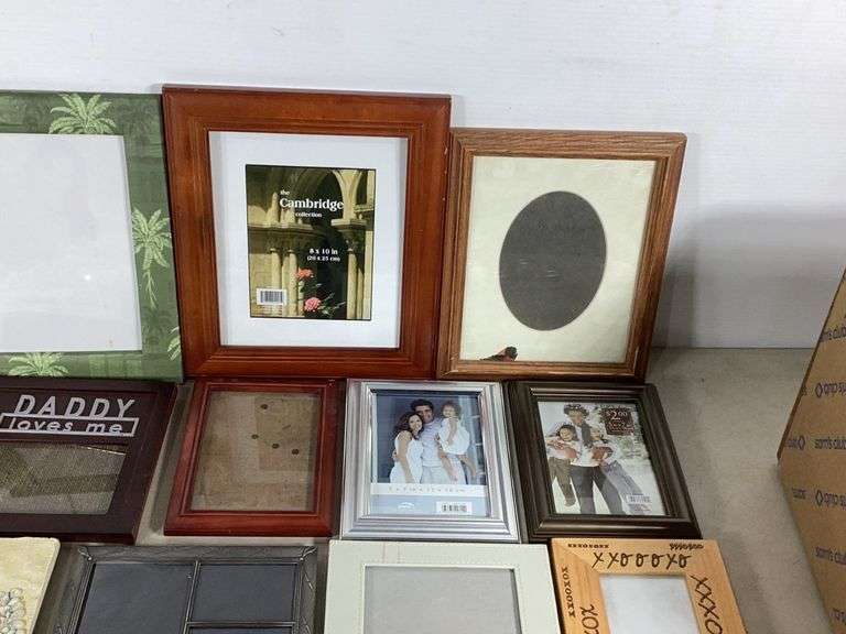 Misc. Standing & Wall Mount Frames - Hash Auctions