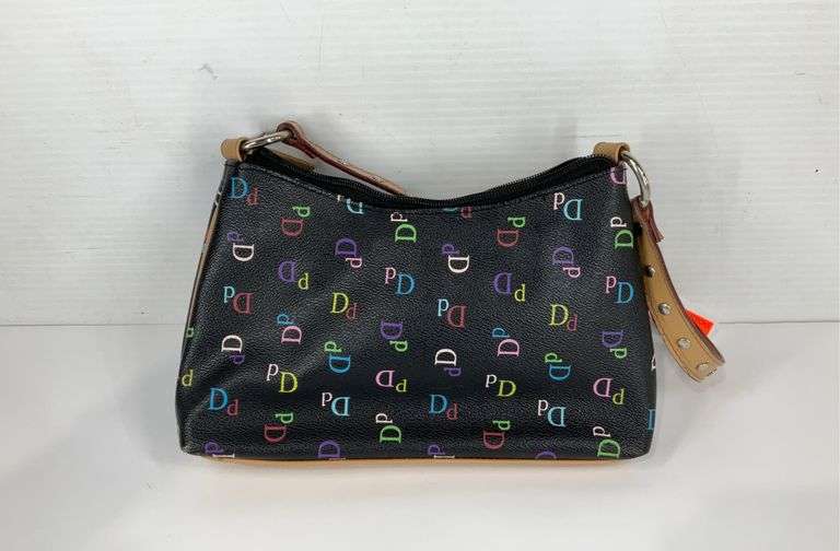 Small purse, marked with “Dd” - Hash Auctions