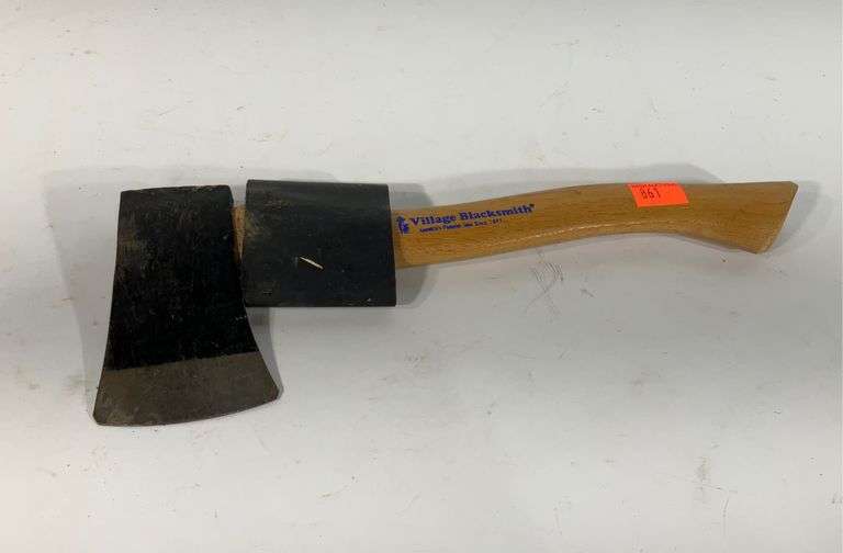 Village black smith axe - Hash Auctions