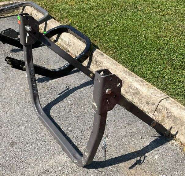 Safety Roll Bar from Husqvarna Equipment - Hash Auctions