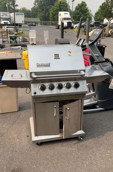 Ducane stainless propane grill, not tested by hash auctions, seller ...