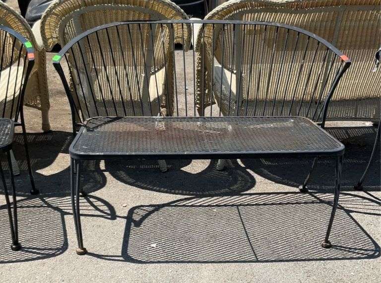Wrought Iron Bench seat, 40” - Hash Auctions