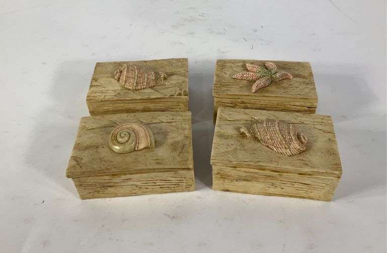 Set of four seashell decor boxes - Hash Auctions