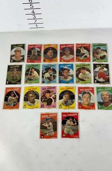 1959 Topps baseball 20 card lot. - Hash Auctions