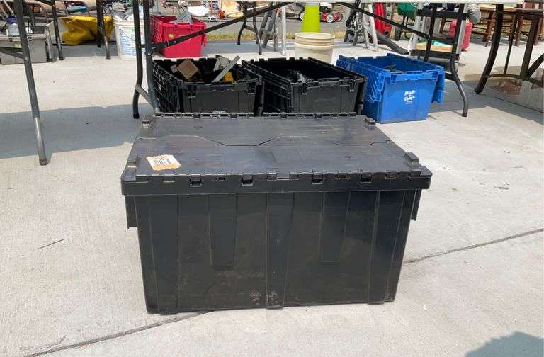 Poly tote - Hash Auctions