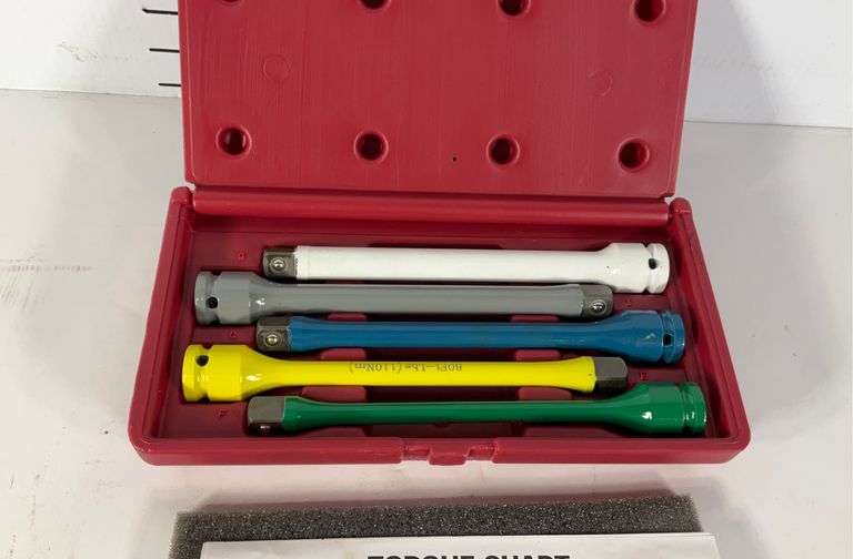 Torque wrench kit in case - Hash Auctions