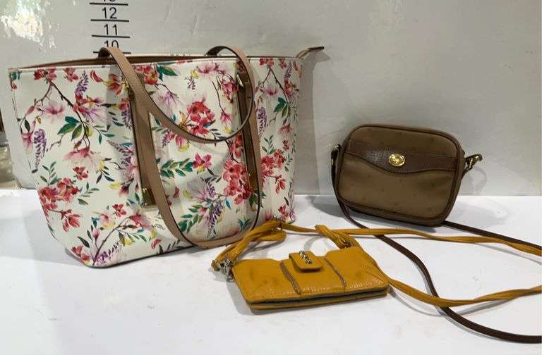 Three purses - Hash Auctions