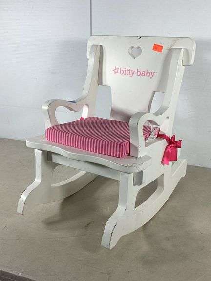 bitty baby Toddler Rocking Chair (sc: T7) - Hash Auctions