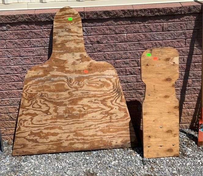 2 homemade wood target stands - Hash Auctions