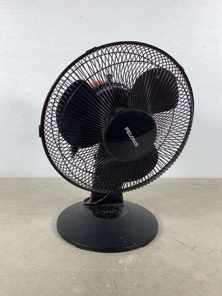 Pelonis Oscillating Desk Fan (works) - Hash Auctions