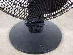 Pelonis Oscillating Desk Fan (works) - Hash Auctions