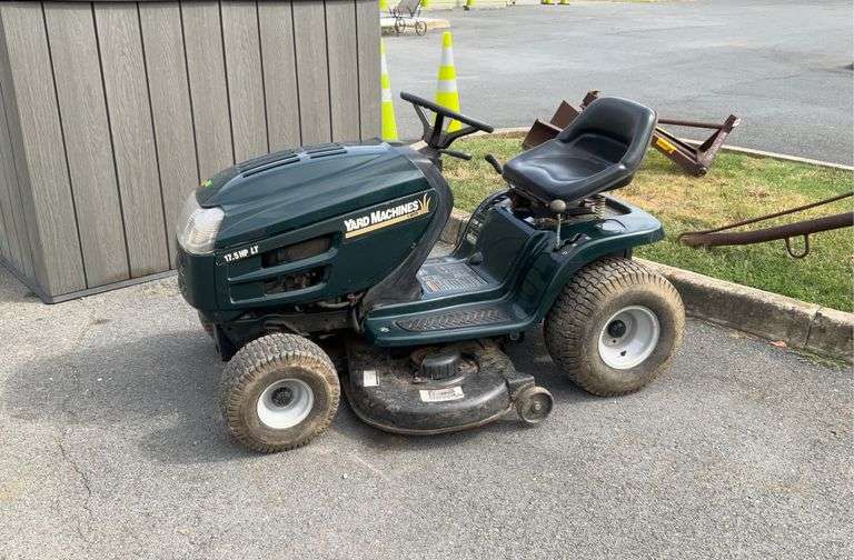 Yard Machines Riding Mower, 17.5hp, 42" cut, running and ready to mow ...