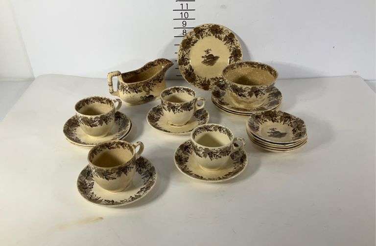 20 piece set of Maple T. Furnival & Sons dish ware. Beavers - Hash Auctions
