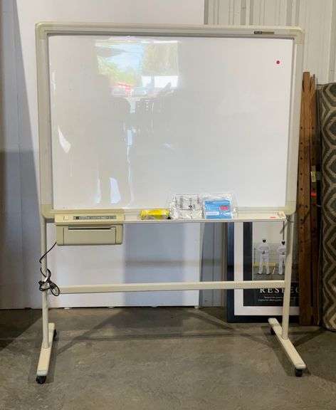 Plus Boardfax BF-035 electronic whiteboard, board is 51x36, overall ...
