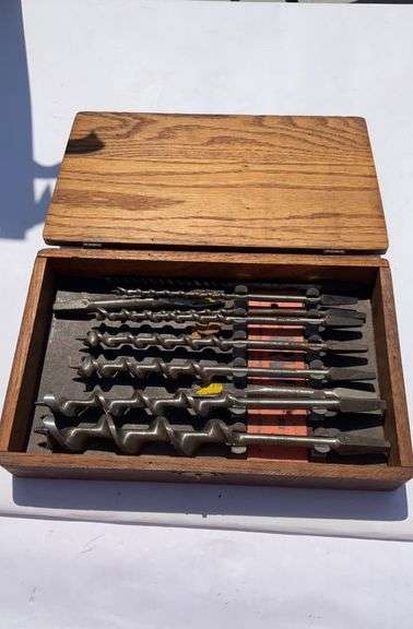 Irwin auger bit set looks complete - Hash Auctions