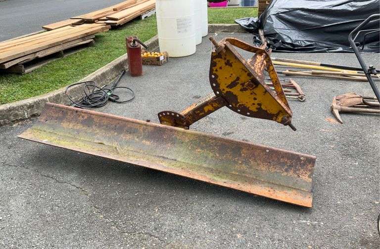Rhino Scraper Blade, Tractor 3Point hitch type, 7- foot angle blade ...