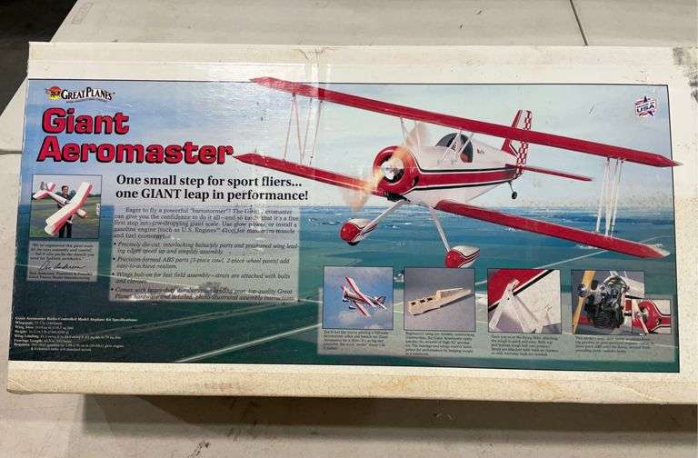 Great Planes Giant Aeromaster model airplane kit, in box - Hash Auctions