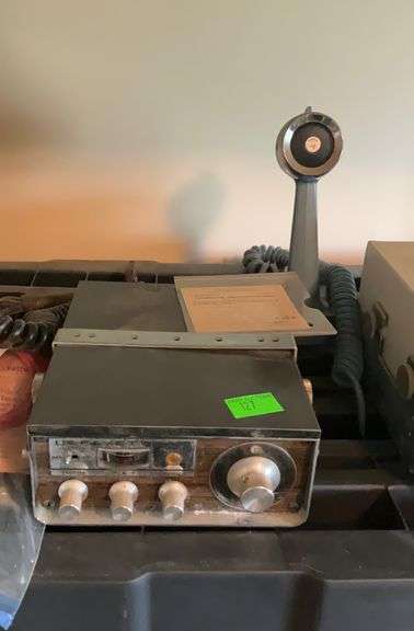 2 Lafayette Ham Radios, HB-600A & 625 - Hash Auctions