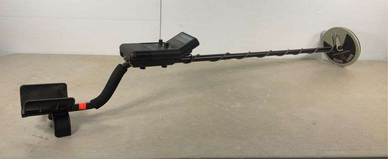 Tracker III Bounty Hunter metal detector - Hash Auctions
