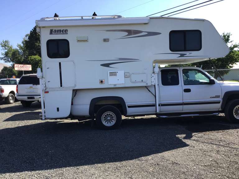 2006 LANCE 981 CAMPER - Heaverlo Northwest Auctions