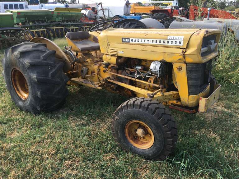 MF 2135 ORCHARD TRACTOR - Heaverlo Northwest Auctions
