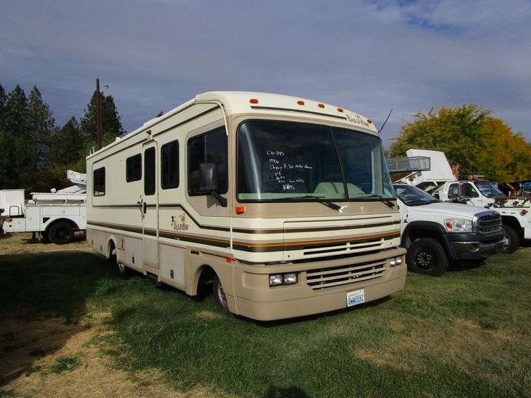1996 BOUNDER MOTORHOME - Heaverlo Northwest Auctions