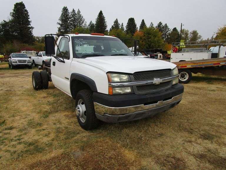 2003 CHEV SILVERADO 3500 CAB & CHASSIS - Heaverlo Northwest Auctions