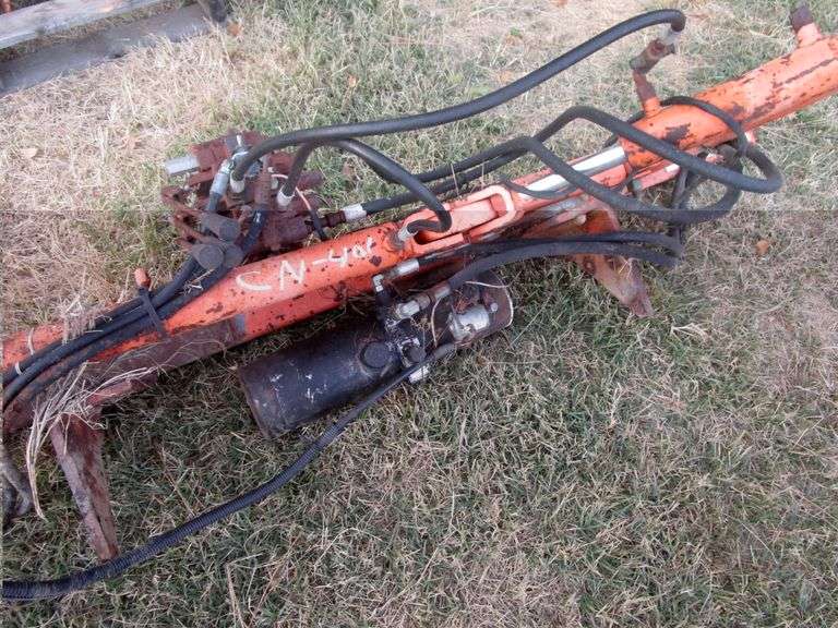 BEMIS HYD POST PULLER - Heaverlo Northwest Auctions