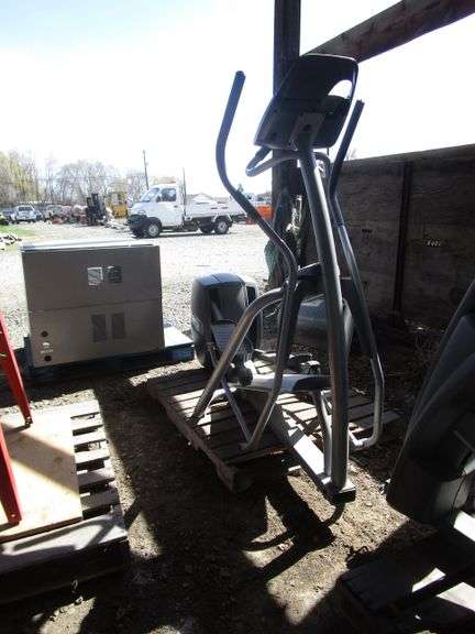 PRECORE EFX EXERCISE MACHINE - Heaverlo Northwest Auctions