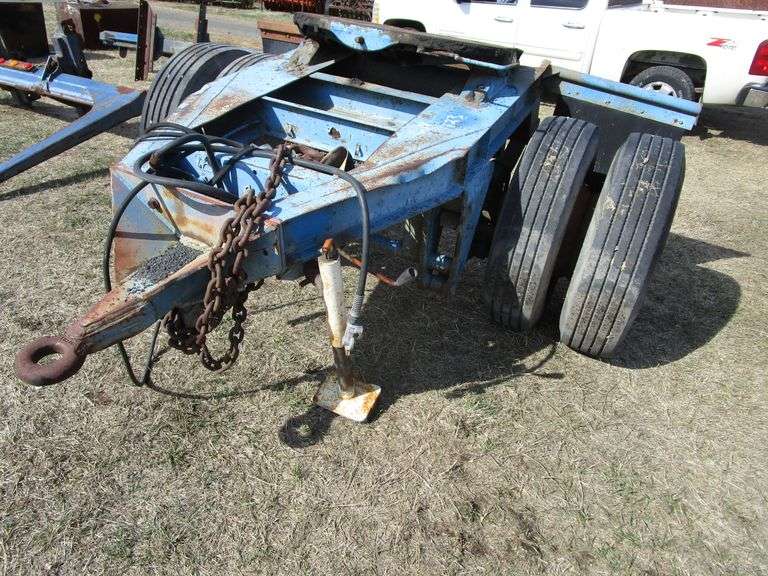 FRUEHAUF TRAILER DOLLY, non titled farm dolly - Heaverlo Northwest Auctions