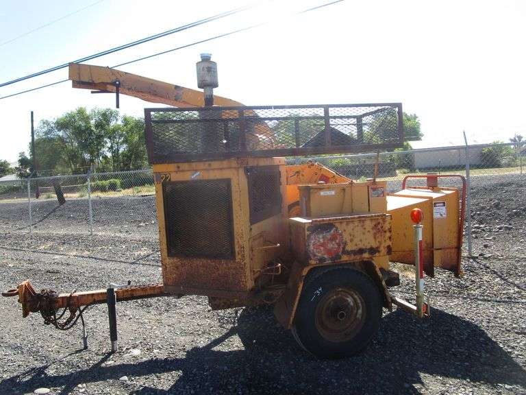 1987 MORBARK EAGER BEAVER CHIPPER - Heaverlo Northwest Auctions