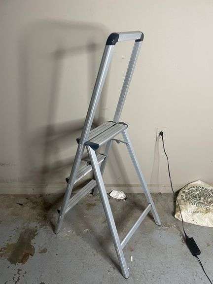 Polder Step Ladder - Halfhill Auction Group