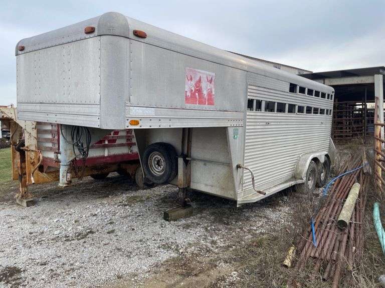 1990 Aluminum Livestock Trailer - Halfhill Auction Group