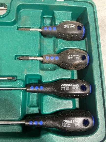 Jonnesway Screwdriver Set - Halfhill Auction Group