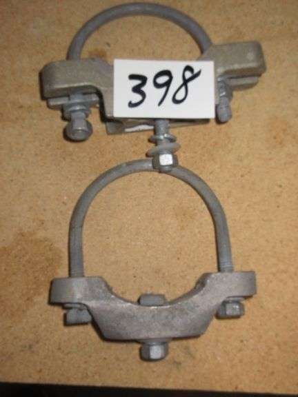 PIPE LOCK DOWN BRACKETS - Dallas Online Auction Company