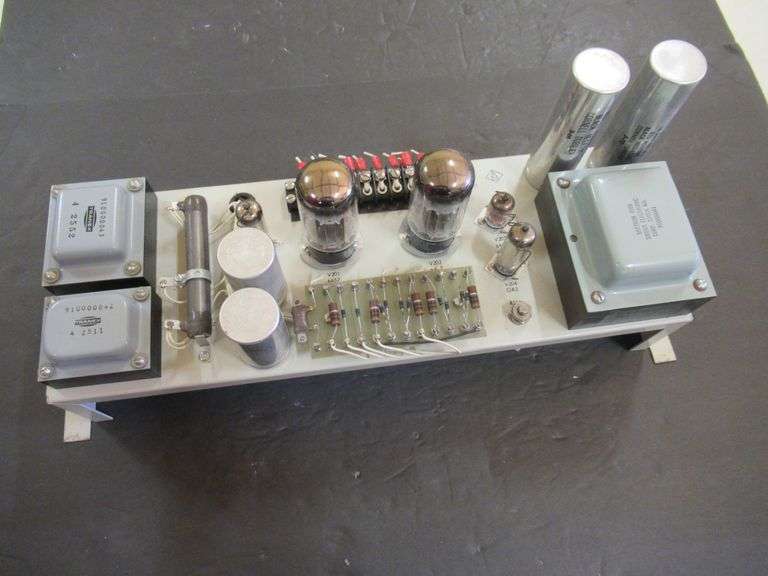 VINTAGE STEREO TUBE HI-FI AMPLIFIER - Dallas Online Auction Company