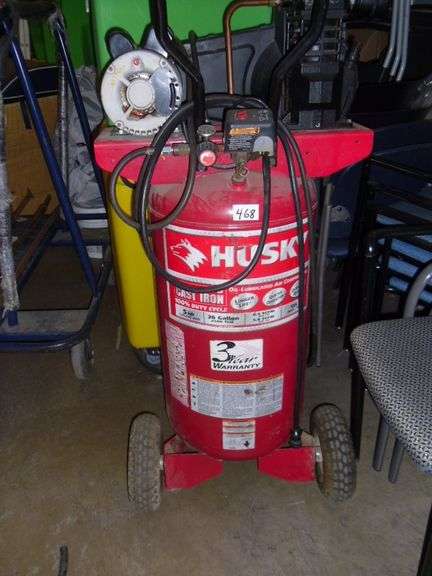 HUSKY 5HP 26 GALLON UPRIGHT AIR COMPESSOR - Dallas Online Auction Company