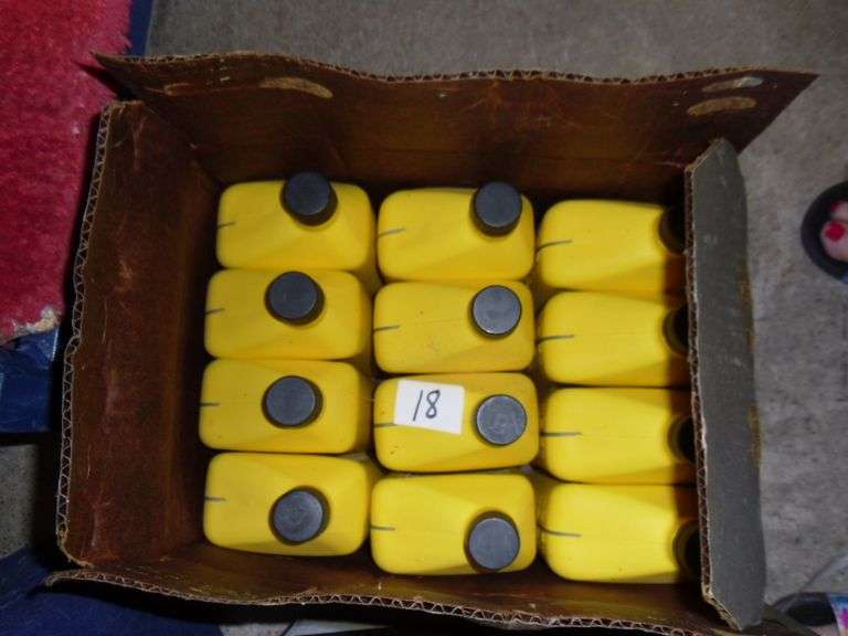 GOLDEN STATE 40 WEIGHT OIL - Dallas Online Auction Company