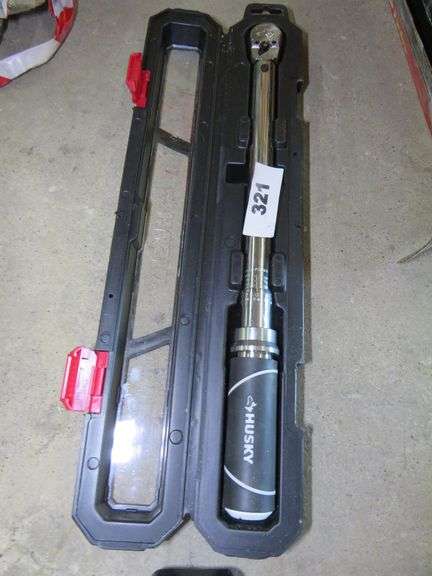 HUSKY DRIVE TORQUE WRENCH - Dallas Online Auction Company