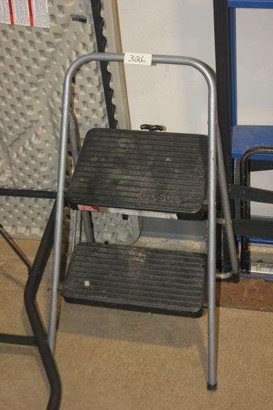 COSCO 2-STEP LADDER - Dallas Online Auction Company